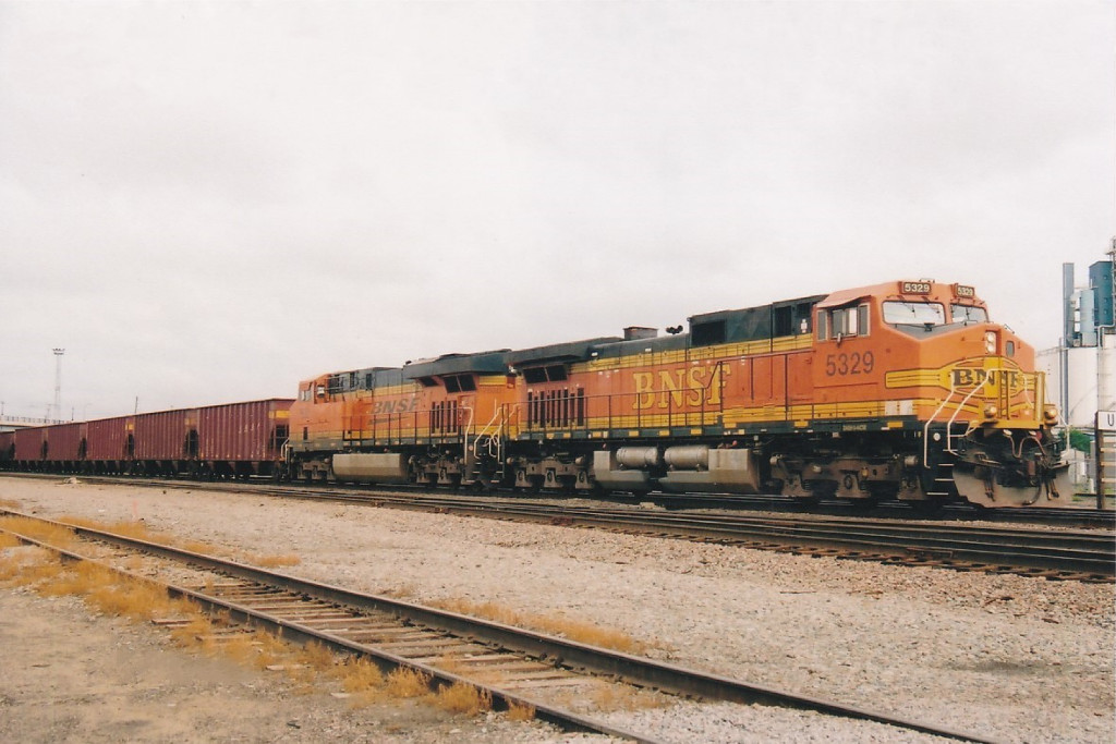 BNSF 5329 East